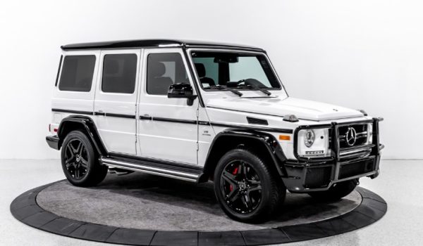 Sell Your Luxury Car | Luxury Car Dealer | Southeast Auto Showroom